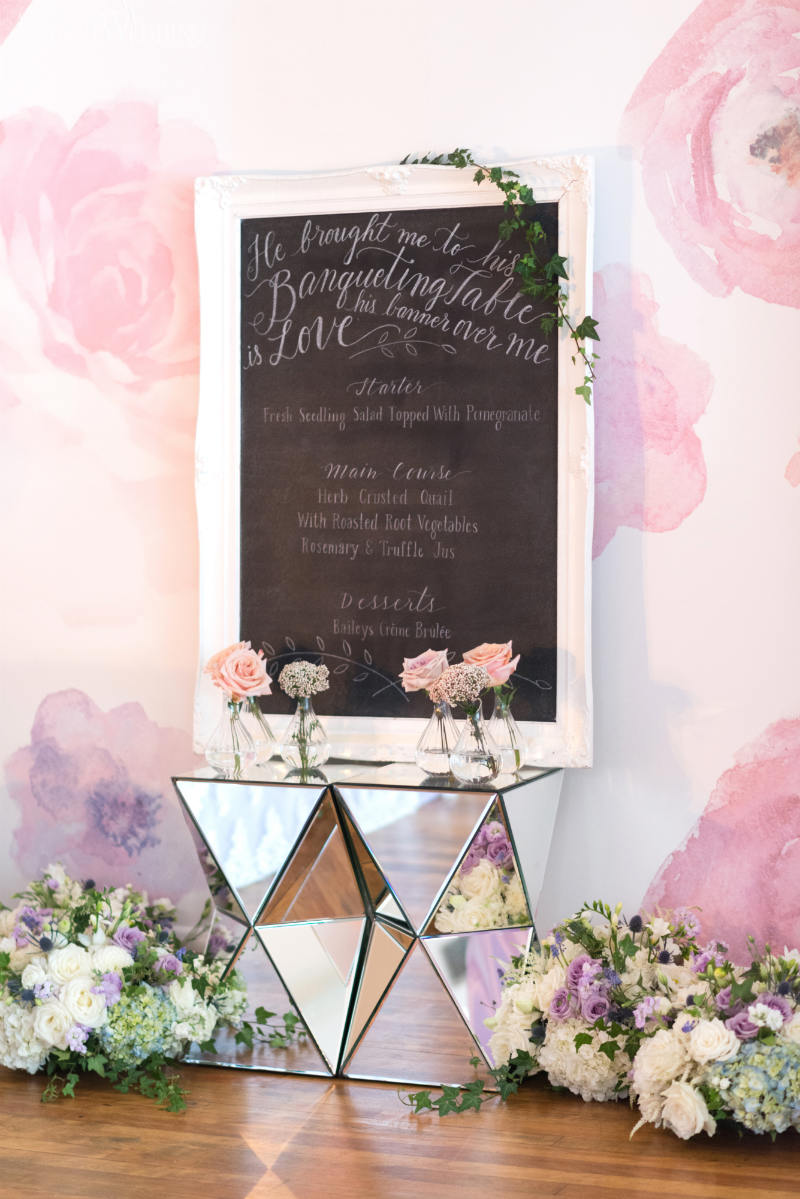 33 Wedding Signs Sure To Make A Statement | ElegantWedding.ca