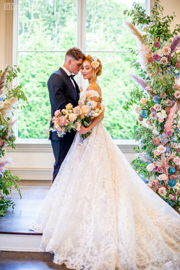 A Glamorous Wedding Reception | ElegantWedding.ca