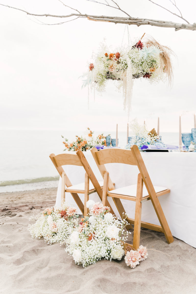 Beach Wedding Ceremony and Reception | ElegantWedding.ca