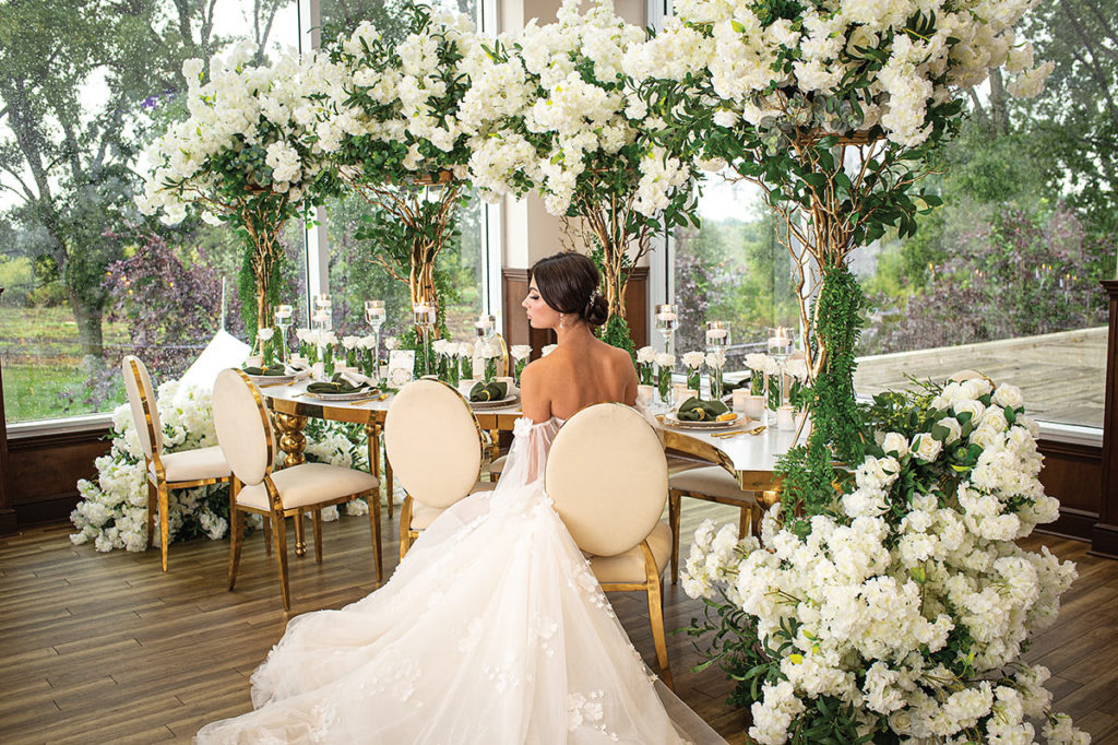 Bring Nature Into Your Indoor Wedding | ElegantWedding.ca