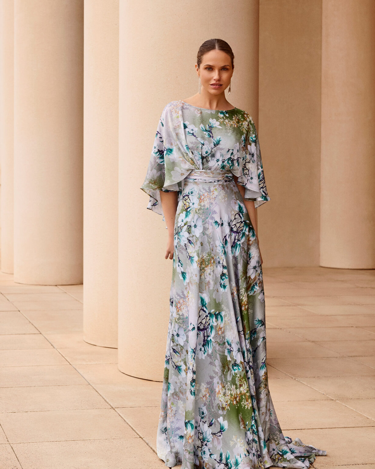 Mother of the bride outfit ideas | Elegant Wedding